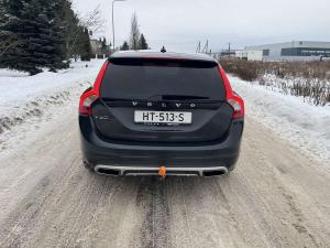 Grey Volvo V60 2015 in Kaunas, with an engine capacity of 1.98 L and mileage of 273 thousand km for 6950 €, photo 9 on AUTOMOTO.COM.LV