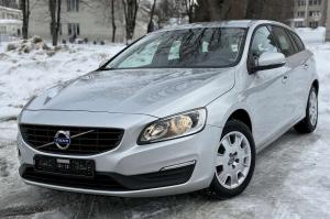 Grey Volvo V60 2015 in Raseiniai, with an engine capacity of 1.97 L and mileage of 223 thousand km for 4350 €, photo 12 on AUTOMOTO.COM.LV