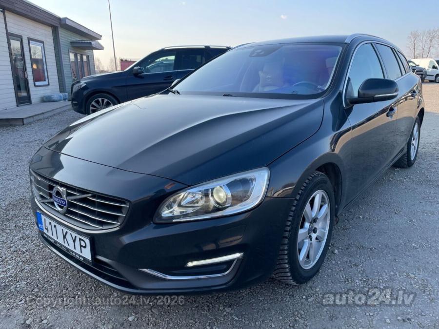 Grey Volvo V60 2015 in Tartu, with an engine capacity of 2.00 L and mileage of 263 thousand km for 9500 €, photo 1 on AUTOMOTO.COM.LV