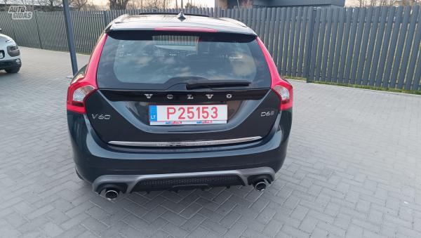Grey Volvo V60 2015 in Alytus, with an engine capacity of 2.40 L and mileage of 214 thousand km for 7950 €, photo 3 on AUTOMOTO.COM.LV