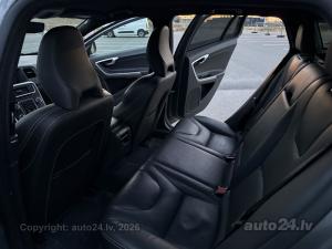 Pelēks Volvo V60 2015 Tallina, ar dzinēja tilpumu 2.40 L un nobraukumu 191 tūkst. km par 10497 €, foto 8 vietnē AUTOMOTO.COM.LV