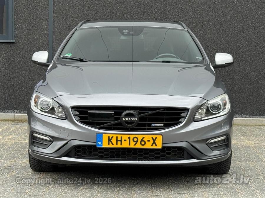 Pelēks Volvo V60 2015 Tartu, ar dzinēja tilpumu 2.40 L un nobraukumu 227 tūkst. km par 10900 €, foto 6 vietnē AUTOMOTO.COM.LV