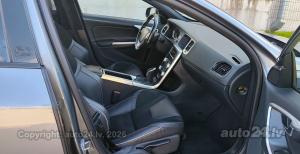 Pelēks Volvo V60 2015 Tartu, ar dzinēja tilpumu 2.40 L un nobraukumu 227 tūkst. km par 10900 €, foto 18 vietnē AUTOMOTO.COM.LV