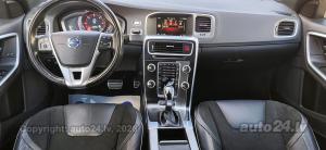 Pelēks Volvo V60 2015 Tartu, ar dzinēja tilpumu 2.40 L un nobraukumu 227 tūkst. km par 10900 €, foto 20 vietnē AUTOMOTO.COM.LV