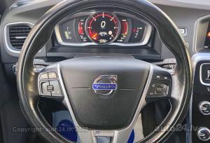 Pelēks Volvo V60 2015 Tartu, ar dzinēja tilpumu 2.40 L un nobraukumu 227 tūkst. km par 10900 €, foto 21 vietnē AUTOMOTO.COM.LV
