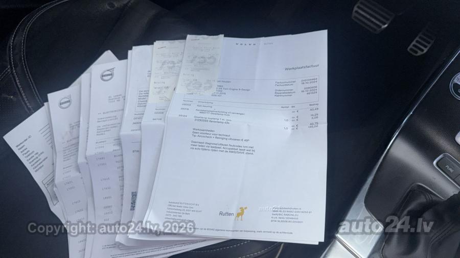 Pelēks Volvo V60 2015 Tartu, ar dzinēja tilpumu 2.40 L un nobraukumu 227 tūkst. km par 10900 €, foto 30 vietnē AUTOMOTO.COM.LV