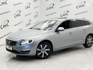 Pelēks Volvo V60 2015 Avižieniai, ar dzinēja tilpumu 2.40 L un nobraukumu 296 tūkst. km par 6900 €, foto  vietnē AUTOMOTO.COM.LV