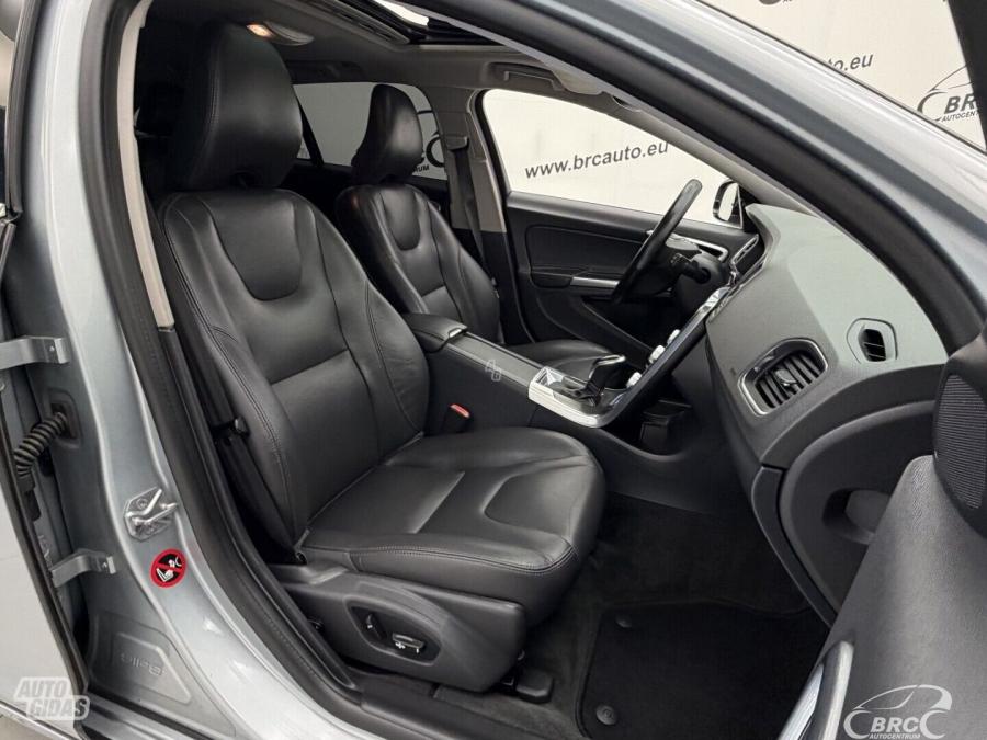 Серый Вольво B60 2015 в Авиженяй, объемом двигателя 2.40 л и пробегом 296 тыс. км за 6900 €, фото 8 на AUTOMOTO.COM.LV