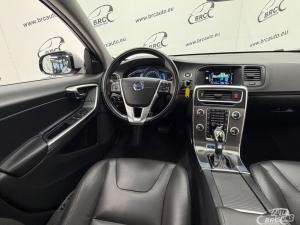 Серый Вольво B60 2015 в Авиженяй, объемом двигателя 2.40 л и пробегом 296 тыс. км за 6900 €, фото 14 на AUTOMOTO.COM.LV