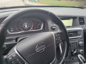 Pelēks Volvo V60 2015 Rīga, ar dzinēja tilpumu 1.60 L un nobraukumu 274 tūkst. km par 6950 €, foto 18 vietnē AUTOMOTO.COM.LV