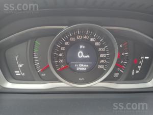 Серый Вольво B60 2015 в Рига, объемом двигателя 1.60 л и пробегом 274 тыс. км за 6950 €, фото 3 на AUTOMOTO.COM.LV