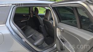 Grey Volvo V60 2015 in Jurmala, with an engine capacity of 2.00 L and mileage of 0 thousand km for 7950 €, photo 10 on AUTOMOTO.COM.LV