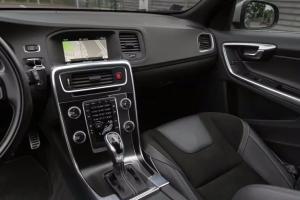 Серый Вольво B60 2015 в Елгава, объемом двигателя 2.00 л и пробегом 232 тыс. км за 11900 €, фото 13 на AUTOMOTO.COM.LV