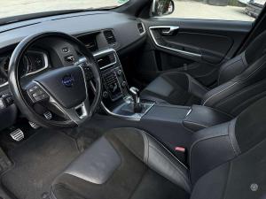 Grey Volvo V60 2015 in Kaunas, with an engine capacity of 1.97 L and mileage of 234 thousand km for 6699 €, photo 8 on AUTOMOTO.COM.LV