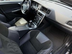 Grey Volvo V60 2015 in Kaunas, with an engine capacity of 1.97 L and mileage of 234 thousand km for 6699 €, photo 12 on AUTOMOTO.COM.LV