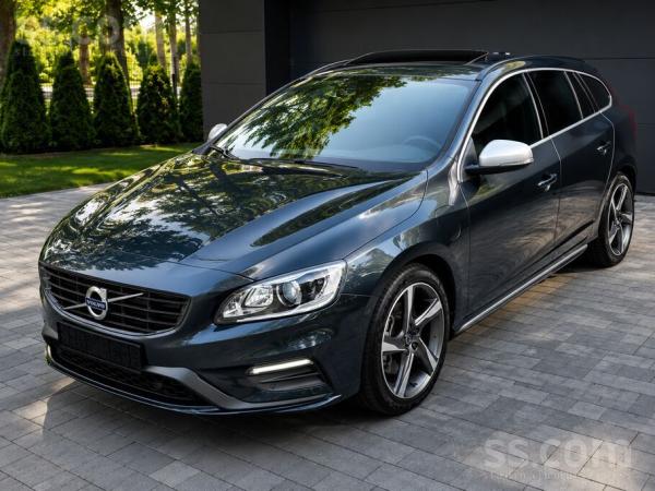 Pelēks Volvo V60 2015 Rīga, ar dzinēja tilpumu 2.40 L un nobraukumu 235 tūkst. km par 10975 €, foto 3 vietnē AUTOMOTO.COM.LV