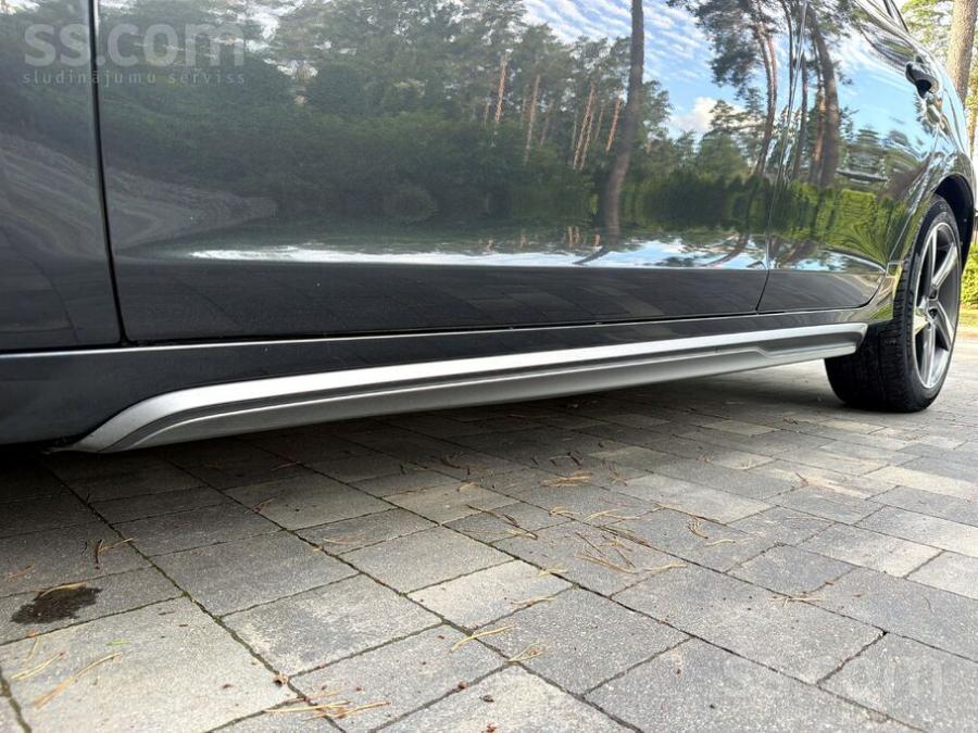 Pelēks Volvo V60 2015 Rīga, ar dzinēja tilpumu 2.40 L un nobraukumu 235 tūkst. km par 10975 €, foto 19 vietnē AUTOMOTO.COM.LV