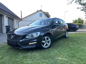 Pelēks Volvo V60 2015 Ukmergė, ar dzinēja tilpumu 1.56 L un nobraukumu 217 tūkst. km par 4950 €, foto  vietnē AUTOMOTO.COM.LV