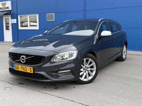 Pelēks Volvo V60 2015 Tauragė, ar dzinēja tilpumu 1.97 L un nobraukumu 234 tūkst. km par 6750 €, foto 1 vietnē AUTOMOTO.COM.LV