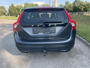 Grey Volvo V60 2015 in Kaunas, with an engine capacity of 1.97 L and mileage of 258 thousand km for 6250 €, photo 12 on AUTOMOTO.COM.LV