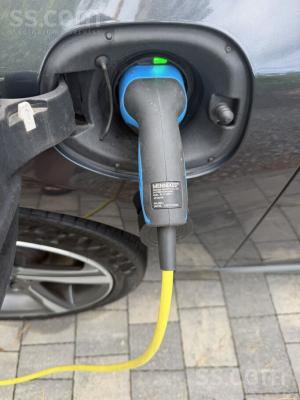 Grey Volvo V60 2015 in Riga, with an engine capacity of 2.40 L and mileage of 235 thousand km for 11575 €, photo 19 on AUTOMOTO.COM.LV