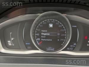 Grey Volvo V60 2015 in Riga, with an engine capacity of 2.40 L and mileage of 235 thousand km for 11575 €, photo 28 on AUTOMOTO.COM.LV