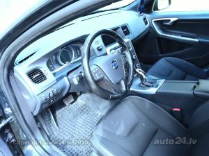 Серый Вольво B60 2015 в Выру, объемом двигателя 2.00 л и пробегом 222 тыс. км за 7500 €, фото 5 на AUTOMOTO.COM.LV