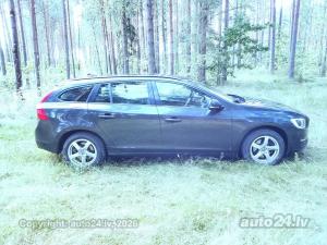 Серый Вольво B60 2015 в Выру, объемом двигателя 2.00 л и пробегом 222 тыс. км за 7500 €, фото 10 на AUTOMOTO.COM.LV