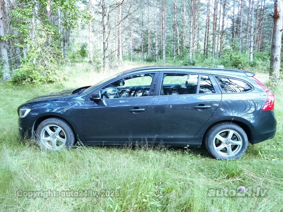 Серый Вольво B60 2015 в Выру, объемом двигателя 2.00 л и пробегом 222 тыс. км за 7500 €, фото 12 на AUTOMOTO.COM.LV