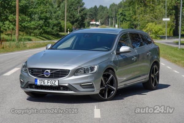 Grey Volvo V60 2015 in Parnu, with an engine capacity of 2.40 L and mileage of 251 thousand km for 10400 €, photo 1 on AUTOMOTO.COM.LV