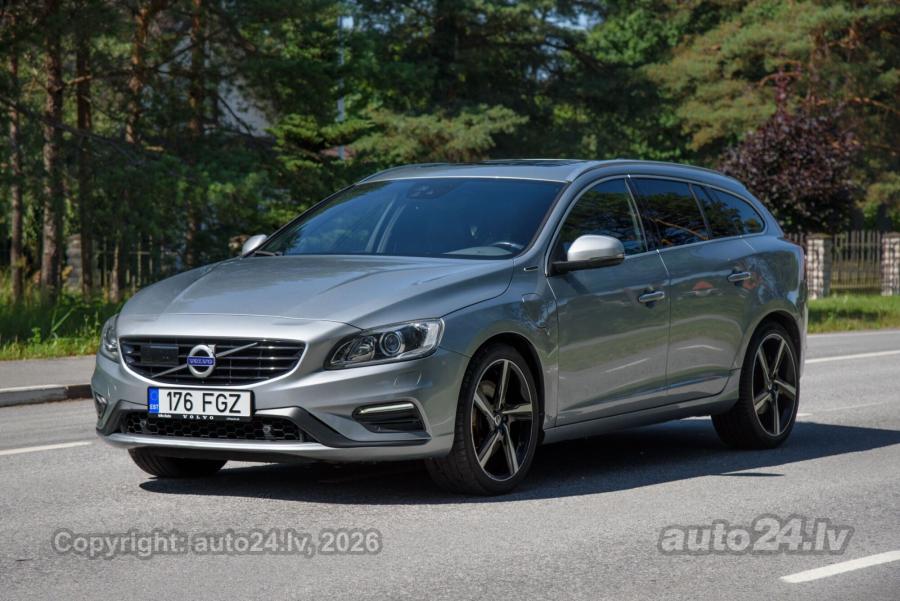 Grey Volvo V60 2015 in Parnu, with an engine capacity of 2.40 L and mileage of 251 thousand km for 10400 €, photo 8 on AUTOMOTO.COM.LV