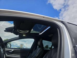 Grey Volvo V60 2015 in Taurage, with an engine capacity of 2.40 L and mileage of 300 thousand km for 6350 €, photo 11 on AUTOMOTO.COM.LV