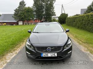 Pelēks Volvo V60 2015 Rapla, ar dzinēja tilpumu 2.40 L un nobraukumu 335 tūkst. km par 6999 €, foto 8 vietnē AUTOMOTO.COM.LV