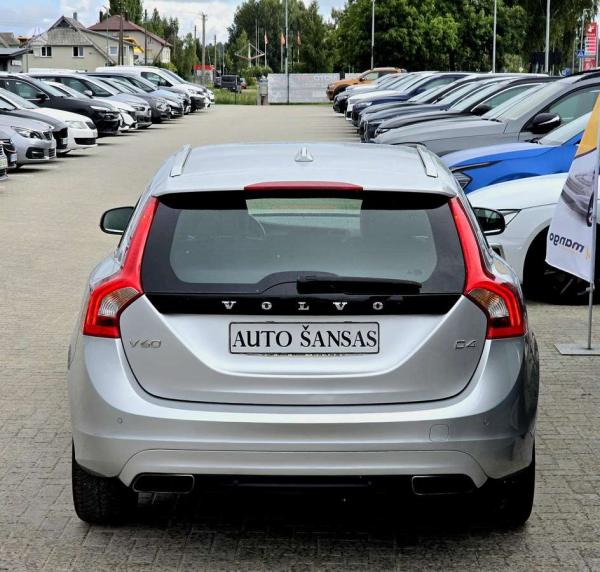 Pelēks Volvo V60 2015 Tauragė, ar dzinēja tilpumu 1.97 L un nobraukumu 245 tūkst. km par 6800 €, foto 10 vietnē AUTOMOTO.COM.LV