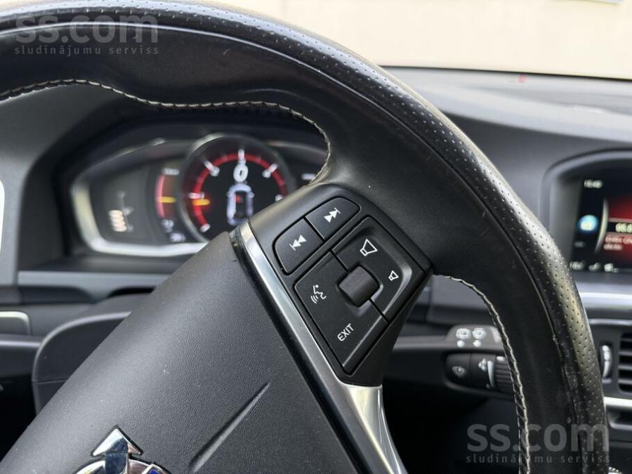 Серый Вольво B60 2015 в Елгава, объемом двигателя 2.40 л и пробегом 0 тыс. км за 9750 €, фото 21 на AUTOMOTO.COM.LV