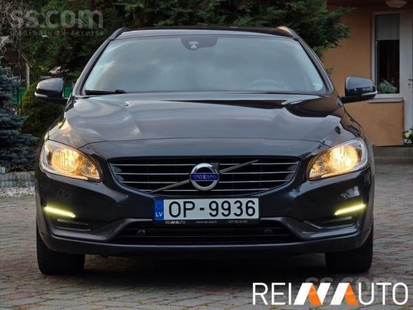 Grey Volvo V60 2015 in Riga, with an engine capacity of 2.00 L and mileage of 232 thousand km for 7950 €, photo 9 on AUTOMOTO.COM.LV