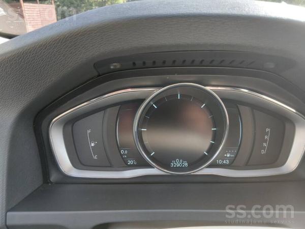Volvo V60 2015 in Riga on AUTOMOTO.COM.LV Grey Volvo V60 2015 in Riga, with an engine capacity of 2.00 L and mileage of 329 thousand km for 7500 €, photo 7 on AUTOMOTO.COM.LV