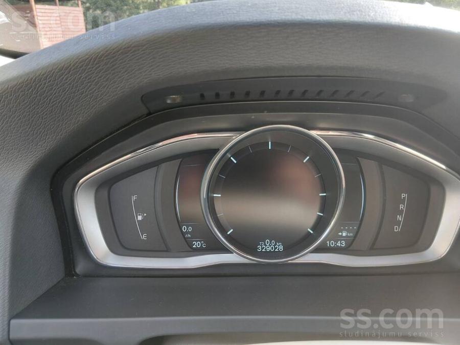 Pelēks Volvo V60 2015 Rīga, ar dzinēja tilpumu 2.00 L un nobraukumu 329 tūkst. km par 7500 €, foto 7 vietnē AUTOMOTO.COM.LV
