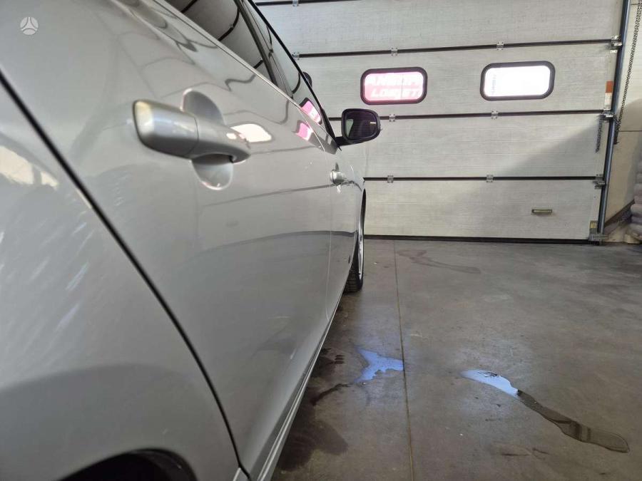 Pelēks Volvo V60 2015 Raseiniai, ar dzinēja tilpumu 1.98 L un nobraukumu 318 tūkst. km par 4700 €, foto 12 vietnē AUTOMOTO.COM.LV