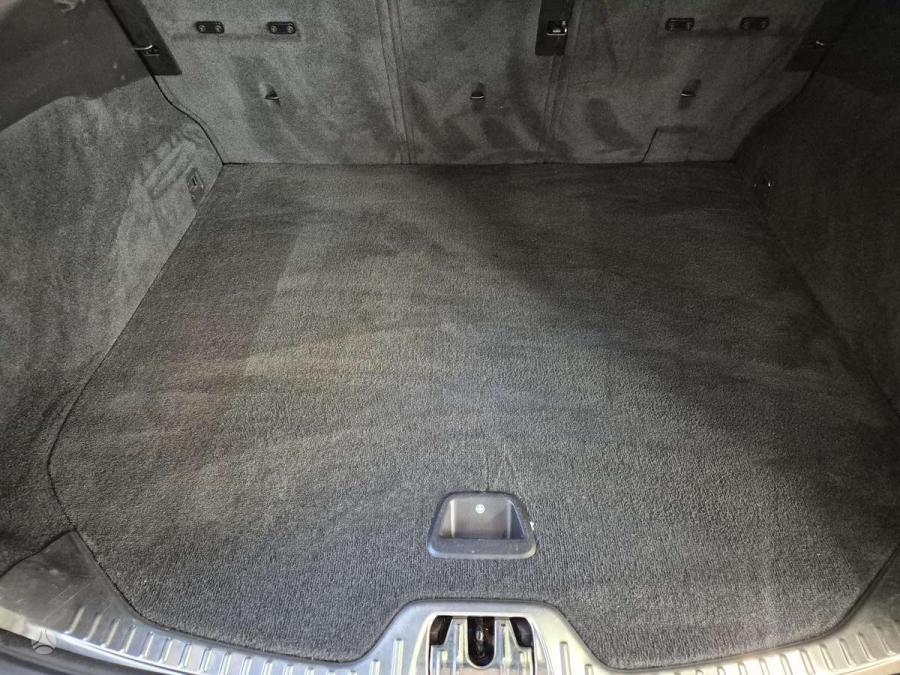 Pelēks Volvo V60 2015 Raseiniai, ar dzinēja tilpumu 1.98 L un nobraukumu 318 tūkst. km par 4700 €, foto 25 vietnē AUTOMOTO.COM.LV