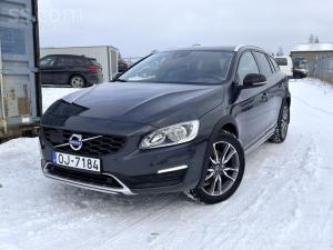 Pelēks Volvo V60 2016 Rīga, ar dzinēja tilpumu 2.00 L un nobraukumu 256 tūkst. km par 11995 €, foto 3 vietnē AUTOMOTO.COM.LV