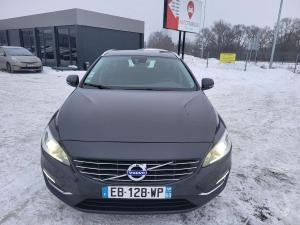 Pelēks Volvo V60 2016 Tauragė, ar dzinēja tilpumu 1.97 L un nobraukumu 262 tūkst. km par 6500 €, foto 3 vietnē AUTOMOTO.COM.LV