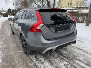 Grey Volvo V60 2016 in Alytus, with an engine capacity of 1.98 L and mileage of 281 thousand km for 6599 €, photo 8 on AUTOMOTO.COM.LV