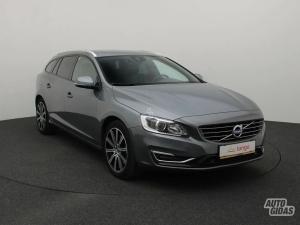 Серый Вольво B60 2016 в Вильнюс, объемом двигателя 2.40 л и пробегом 171 тыс. км за 11799 €, фото 11 на AUTOMOTO.COM.LV