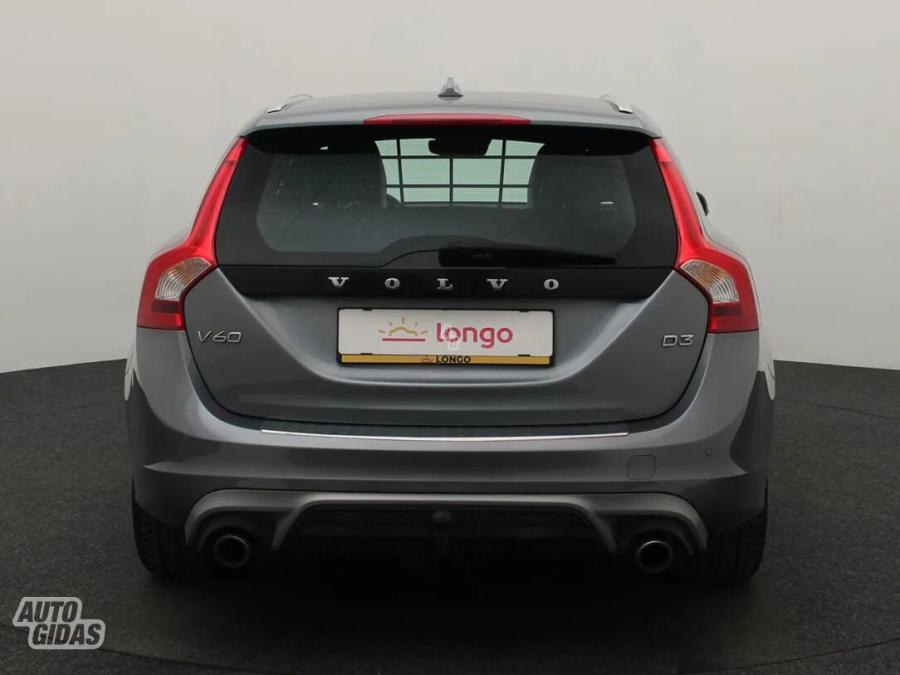 Grey Volvo V60 2016 in Vilnius, with an engine capacity of 2.00 L and mileage of 205 thousand km for 11699 €, photo 6 on AUTOMOTO.COM.LV