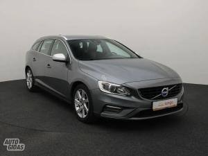 Grey Volvo V60 2016 in Vilnius, with an engine capacity of 2.00 L and mileage of 205 thousand km for 11699 €, photo 11 on AUTOMOTO.COM.LV