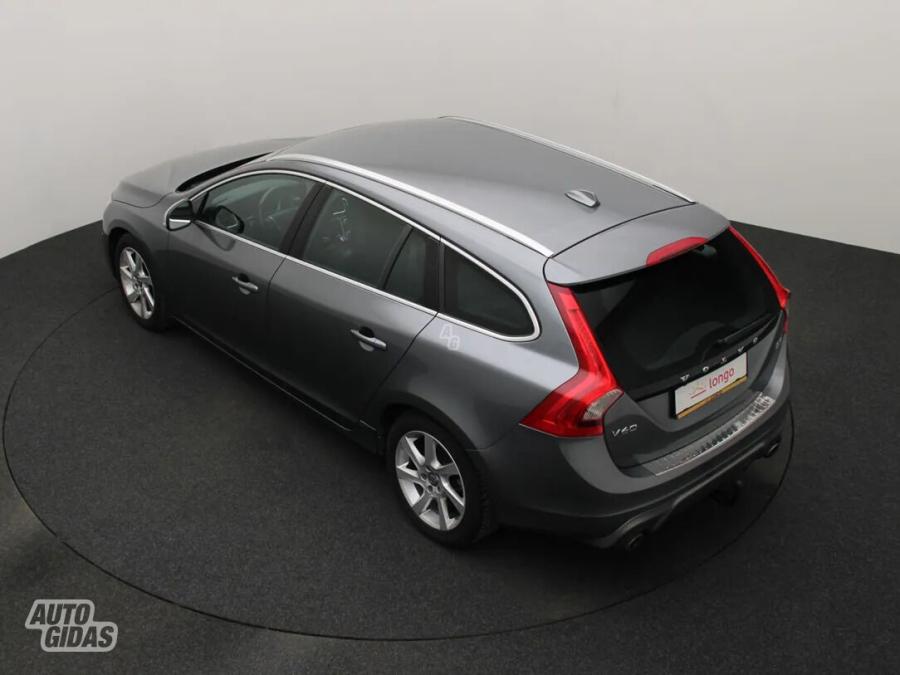 Grey Volvo V60 2016 in Vilnius, with an engine capacity of 2.00 L and mileage of 205 thousand km for 11699 €, photo 13 on AUTOMOTO.COM.LV