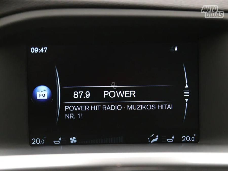 Grey Volvo V60 2016 in Vilnius, with an engine capacity of 2.00 L and mileage of 205 thousand km for 11699 €, photo 23 on AUTOMOTO.COM.LV