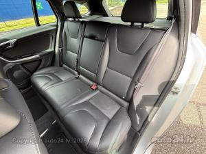 Grey Volvo V60 2016 in Paide, with an engine capacity of 2.00 L and mileage of 251 thousand km for 9190 €, photo 14 on AUTOMOTO.COM.LV