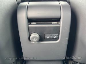Grey Volvo V60 2016 in Paide, with an engine capacity of 2.00 L and mileage of 251 thousand km for 9190 €, photo 24 on AUTOMOTO.COM.LV